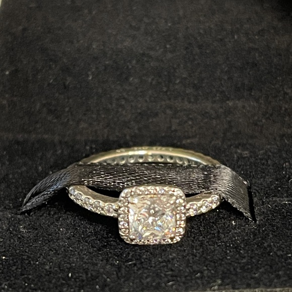 Pandora | Jewelry | Pandora Square Sparkle Halo Ring | Poshmark